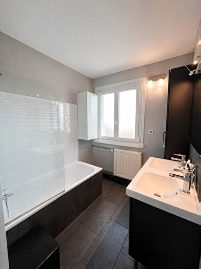 Appartement 4 pièces à Sainte-Foy-lès-Lyon, La Plaine, Chantegrillet, à vendre