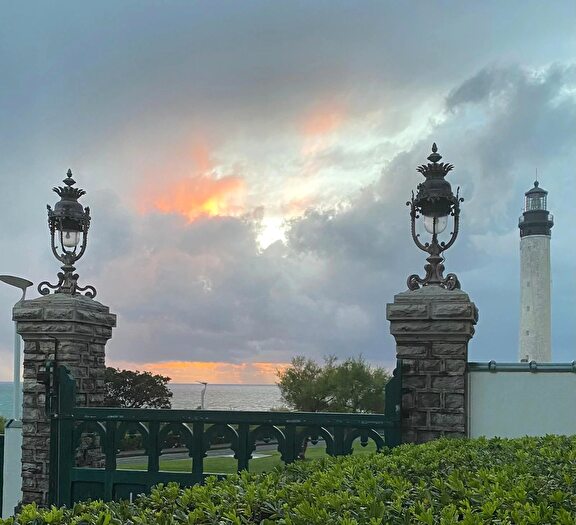 Appartement à vendre - Biarritz, Saint-Charles, Phare, Larochefoucauld - 2 pièces - 1 chambre