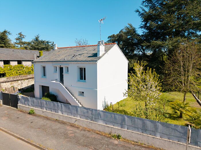 Maison à vendre - Bagneux, Saint-Hilaire - 5 pièces - 4 chambres