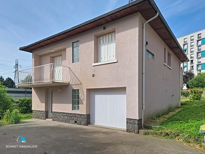 Clermont-Ferrand, Cotes de Clermont : Maison 5 pièces à louer