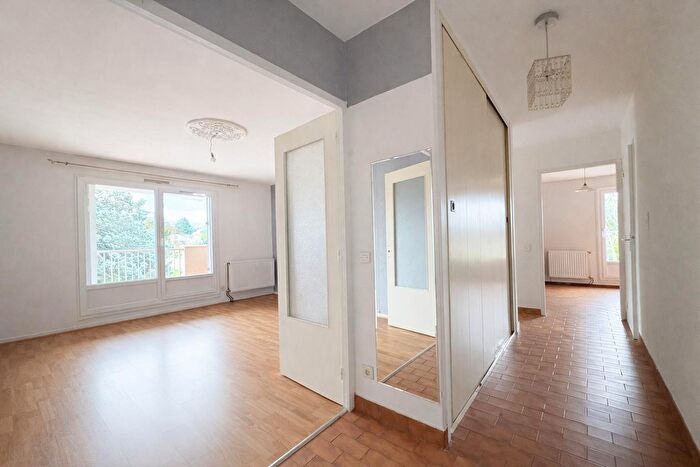 Appartement à louer - Neuville-sur-Saône - 2 pièces - 1 chambre