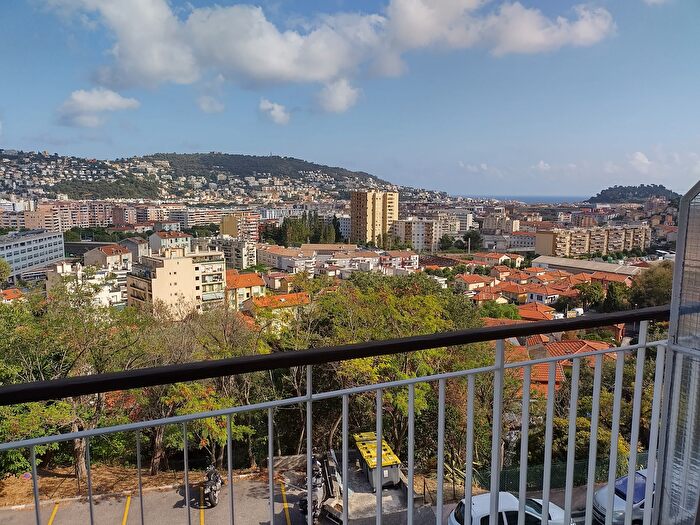 Appartement à louer - Nice, Cimiez - 2 pièces - 1 chambre