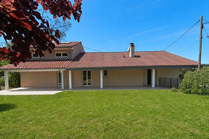 Maison 8 pièces à vendre à Le Rialet