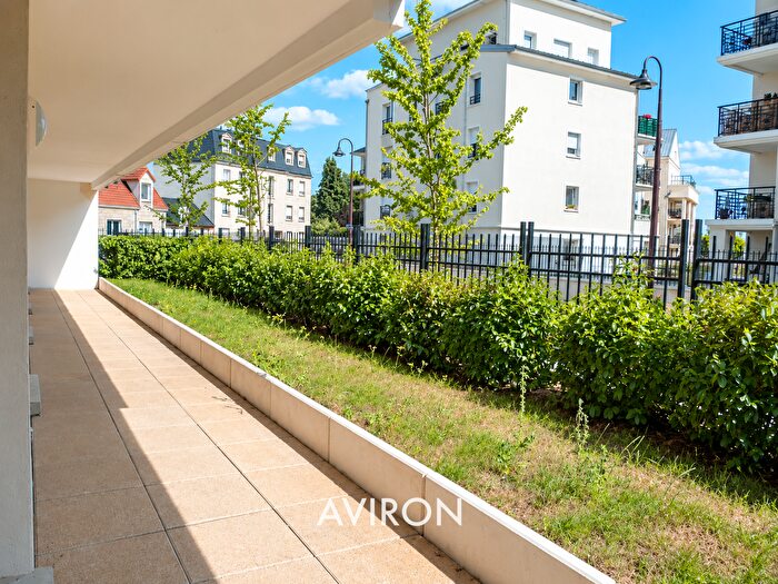 Lucé, Centre-ville : Appartement 5 pièces à louer