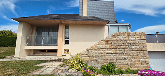 Maison 9 pièces à Laval, Les Pommeraies, à vendre