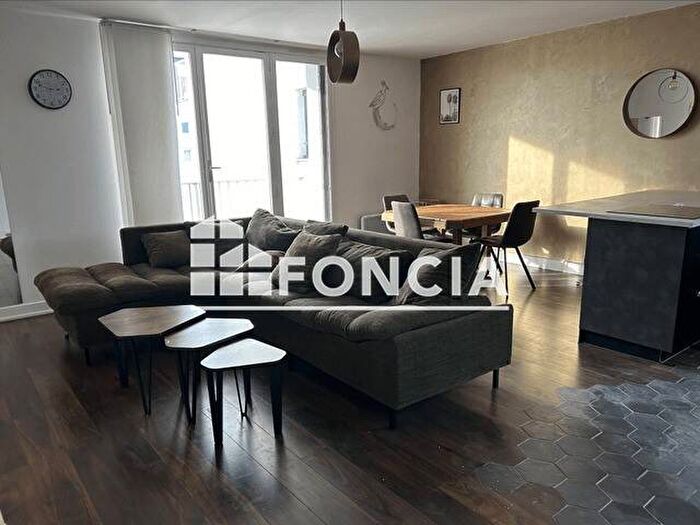 Appartement à louer - Le Bourg, Saint-Jean-le-Blanc - 3 pièces - 2 chambres