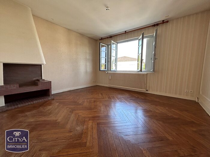 Poitiers, Trois Cités : Maison 8 pièces à vendre
