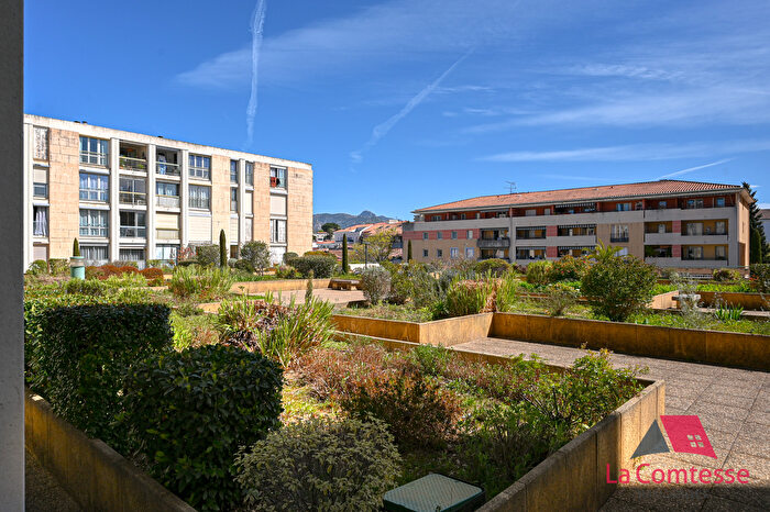 Appartement à vendre - Aubagne, Passons, Verdun - 4 pièces - 3 chambres