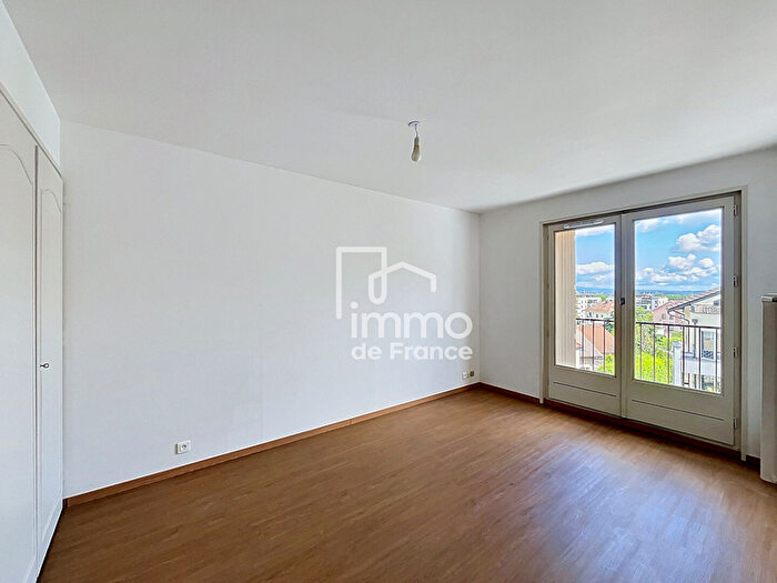 Collonges-sous-Salève : Appartement 1 pièce à vendre