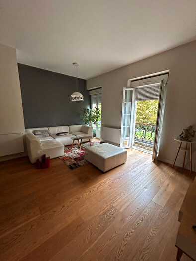 Appartement à louer - Bordeaux, La Bastide - 3 pièces - 2 chambres