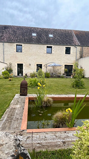 Périers-sur-le-Dan : Maison 7 pièces à vendre