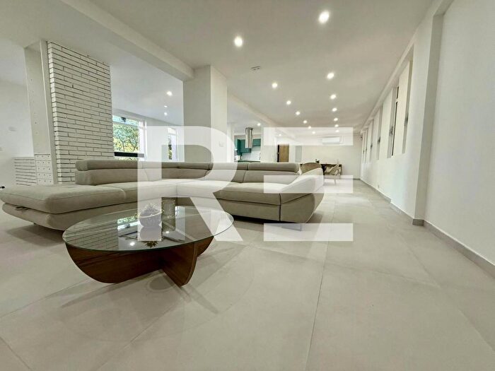 Appartement à vendre - Nîmes, Montaury - 4 pièces - 2 chambres