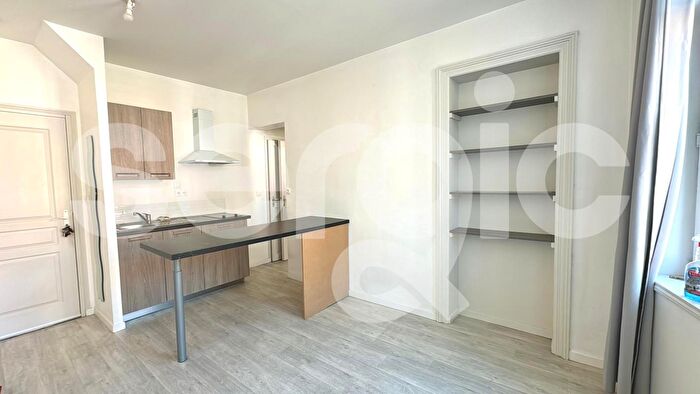 Hénin-Beaumont, Nord : Appartement 2 pièces à louer