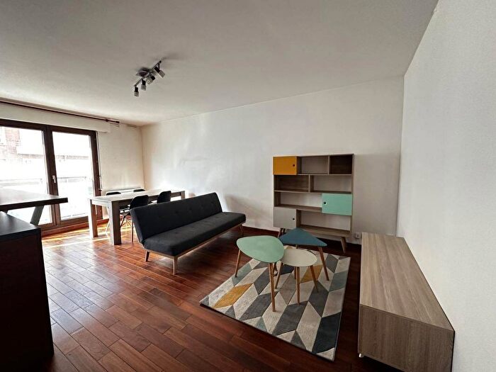 Wazemmes, Lille : Appartement 3 pièces à louer