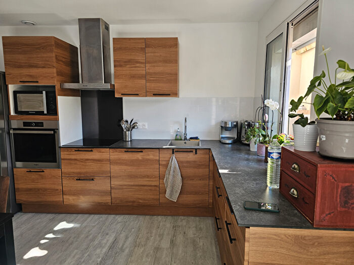 Maison à vendre - La Roque-dAnthéron - 4 pièces - 3 chambres