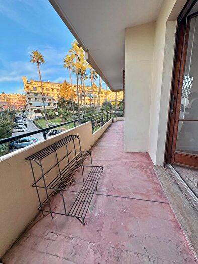 Appartement à louer - Nice, Caucade - 3 pièces - 2 chambres