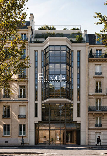 Appartement 4 pièces à Paris 8ème, à vendre