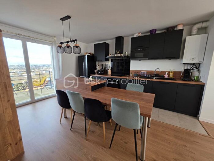 Appartement à vendre - Bry-sur-Marne, Maisons Rouges, Saint-Camille, Plâteau - 3 pièces - 2 chambres