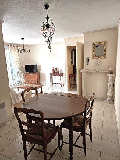 Appartement à vendre - Agde, La Ville - 2 pièces - 1 chambre