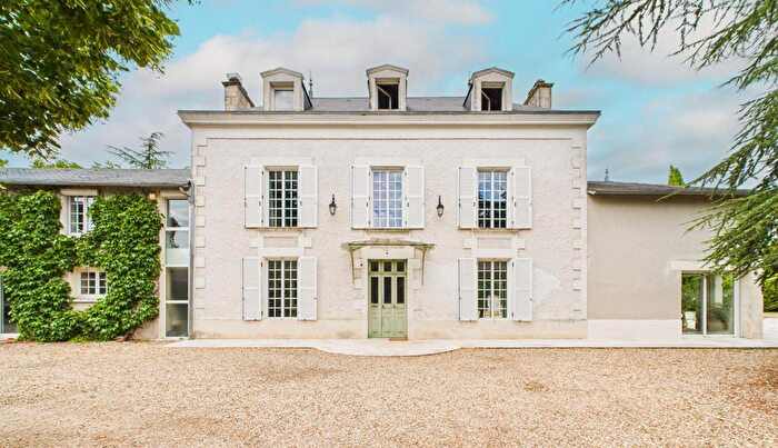 Maison à vendre - Avanton - 7 pièces - 5 chambres