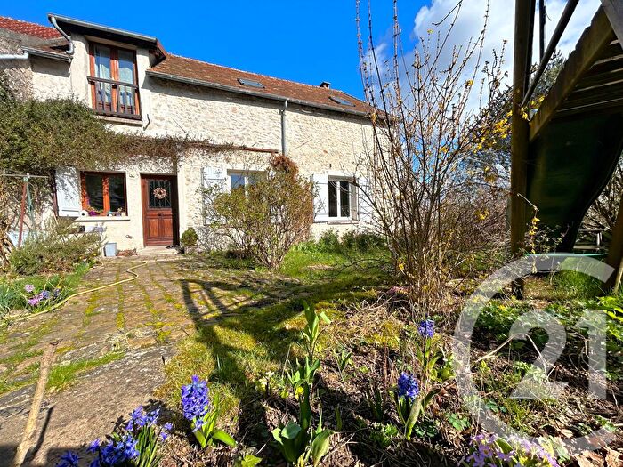 Maison à vendre - Étampes, Saint-Michel, Croix de Vernailles - 5 pièces - 3 chambres