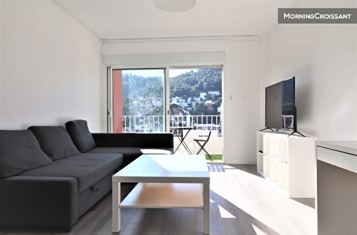 Appartement à louer - Marseille e , Mazargues - 4 pièces - 3 chambres