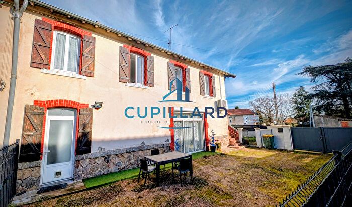 Maison à vendre - Riorges - 5 pièces - 3 chambres