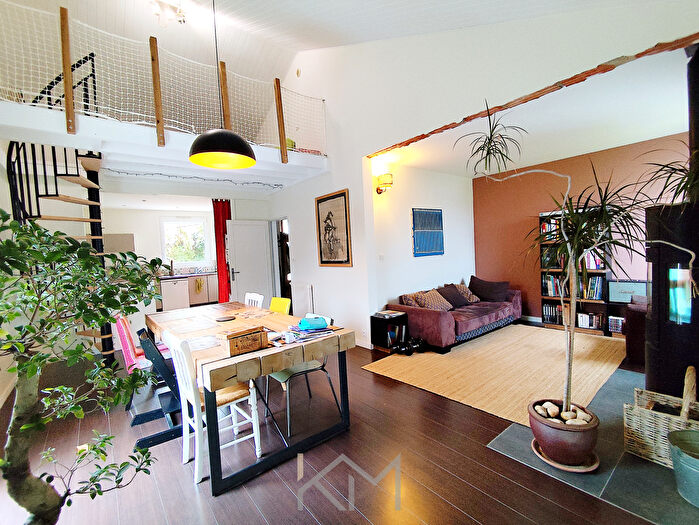 Maison à vendre - Saint-Benoît - 5 pièces - 4 chambres