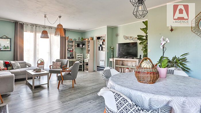 Maison 4 pièces à La Chapelle-Hermier, à vendre