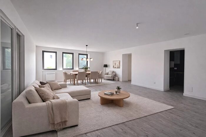 Appartement à vendre - Nancy, Trois Maisons, Saint-Fiacre, Crosne, Vayringe - 5 pièces - 3 chambres