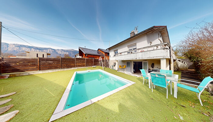 Maison à vendre - Villard-Bonnot - 6 pièces - 4 chambres