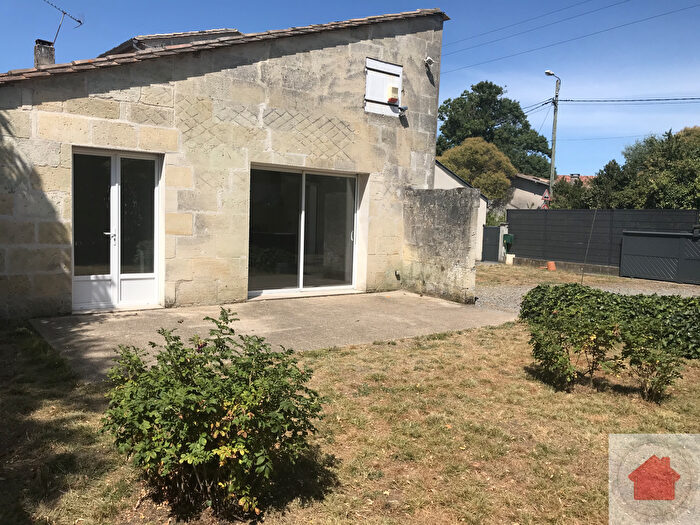 Maison 3 pièces à Vayres, à louer