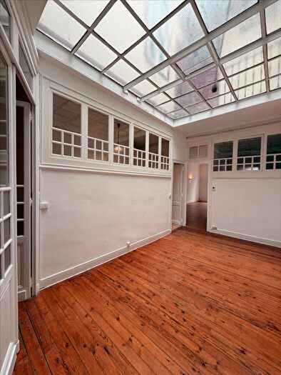 Appartement à louer - Bordeaux - 4 pièces - 3 chambres