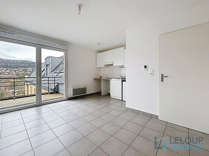 Appartement à louer - Grieu-Vallon Suisse-Saint Milaire-Mont Gargan, Rouen - 1 pièce