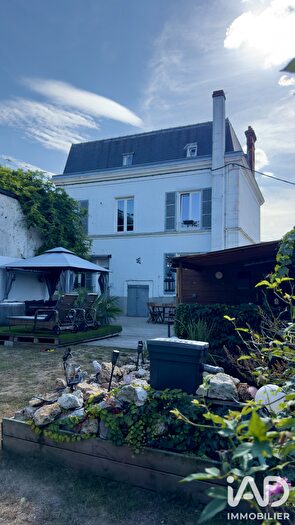 Pavant : Maison 9 pièces à vendre