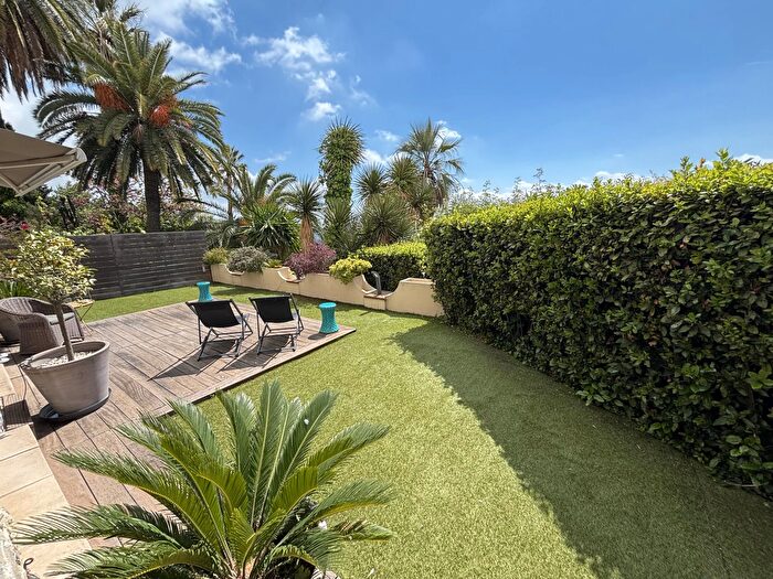 Grasse, Magagnosc, Saint-Mathieu : Appartement 3 pièces à vendre