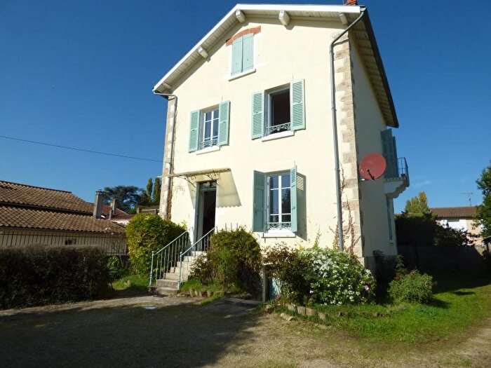 Maison à louer - Mâcon, Bioux - 5 pièces - 3 chambres