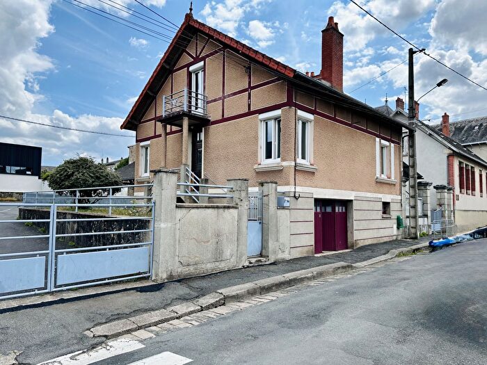 Maison à vendre - Boussac - 5 pièces - 2 chambres
