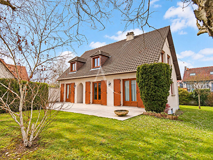 Maison 6 pièces à Gagny, Plateau, Franceville, à vendre