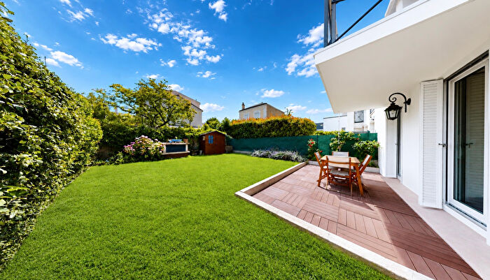Appartement 4 pièces à vendre - La Garenne-Colombes, Centre Sud