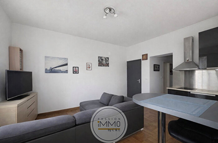 Appartement à vendre - Sisteron - 3 pièces - 2 chambres