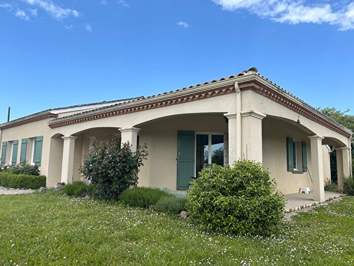 Maison à vendre - Savignac-de-Duras - 5 pièces - 3 chambres