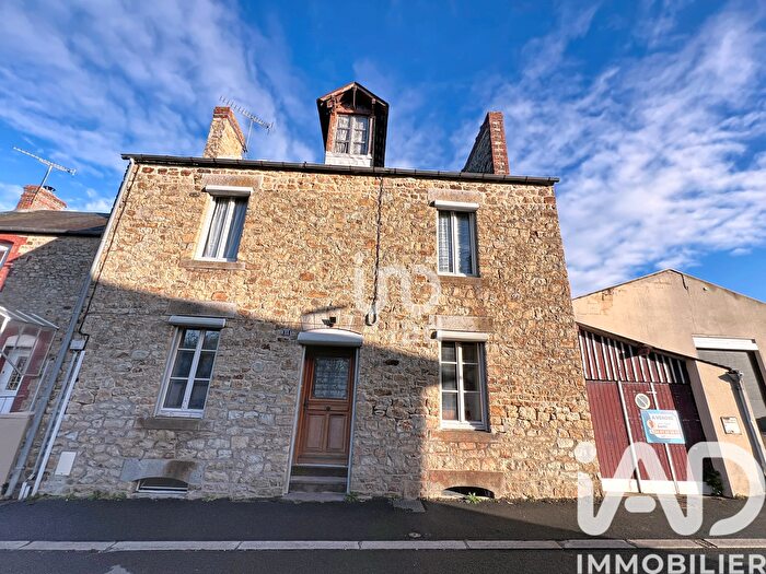Maison à vendre - Pontorson - 8 pièces - 6 chambres