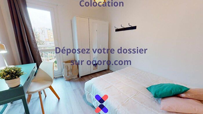 Appartement à louer - Le Grand Trou, Lyon ème arrondissement - 6 pièces - 5 chambres