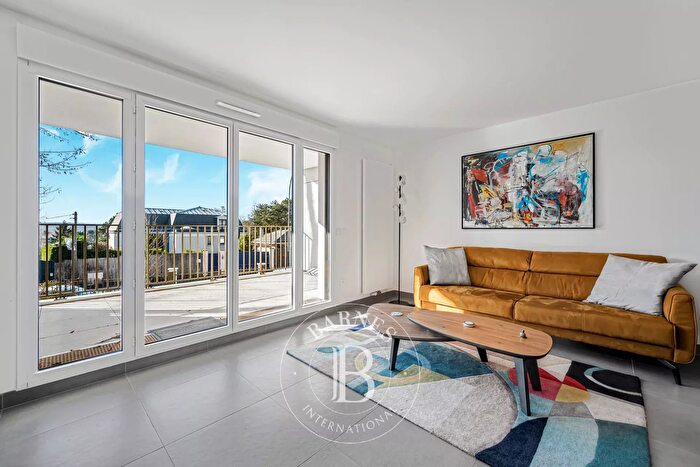 Garches, La Verboise, Janvier : Appartement 3 pièces à louer