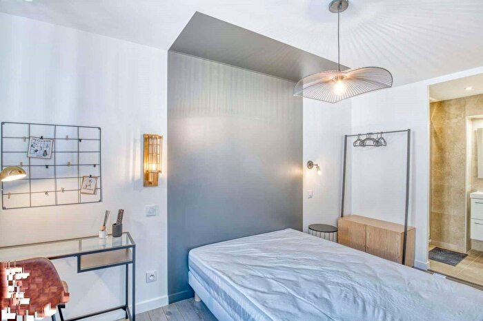 Appartement à louer - Garibaldi, Nice - 1 pièce