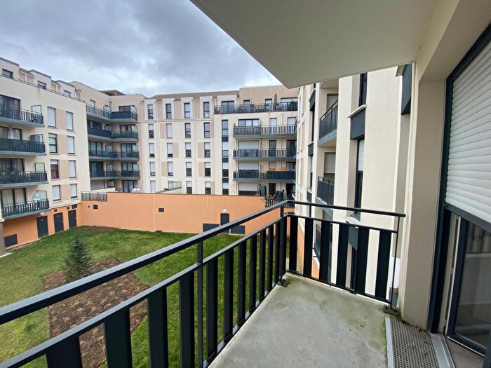 Appartement 4 pièces à louer à Melun, Saint-Liesne