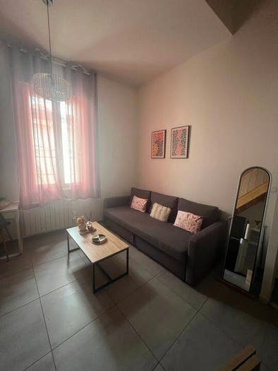 Appartement 1 pièce à Centre Historique, Montpellier, à louer