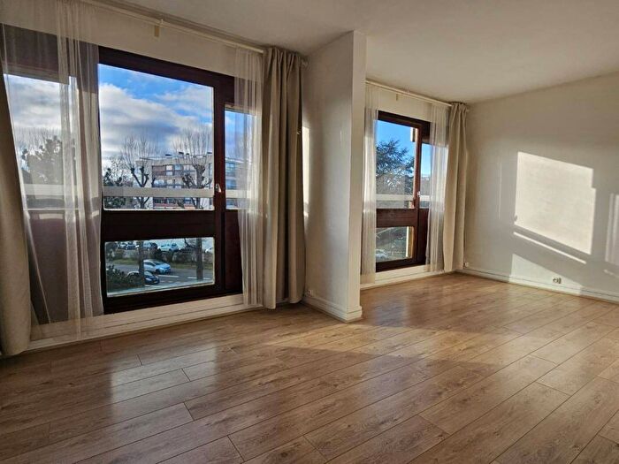 Nouvelle France, Le Chesnay-Rocquencourt - Appartement 1 pièce à louer