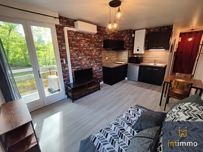 La Tour-du-Pin : Appartement 1 pièce à louer